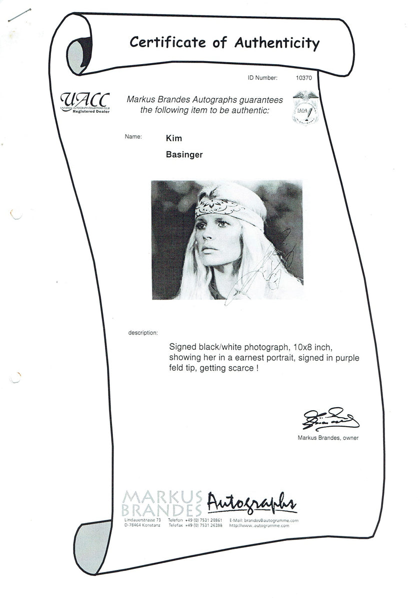Kim Basinger – autographman