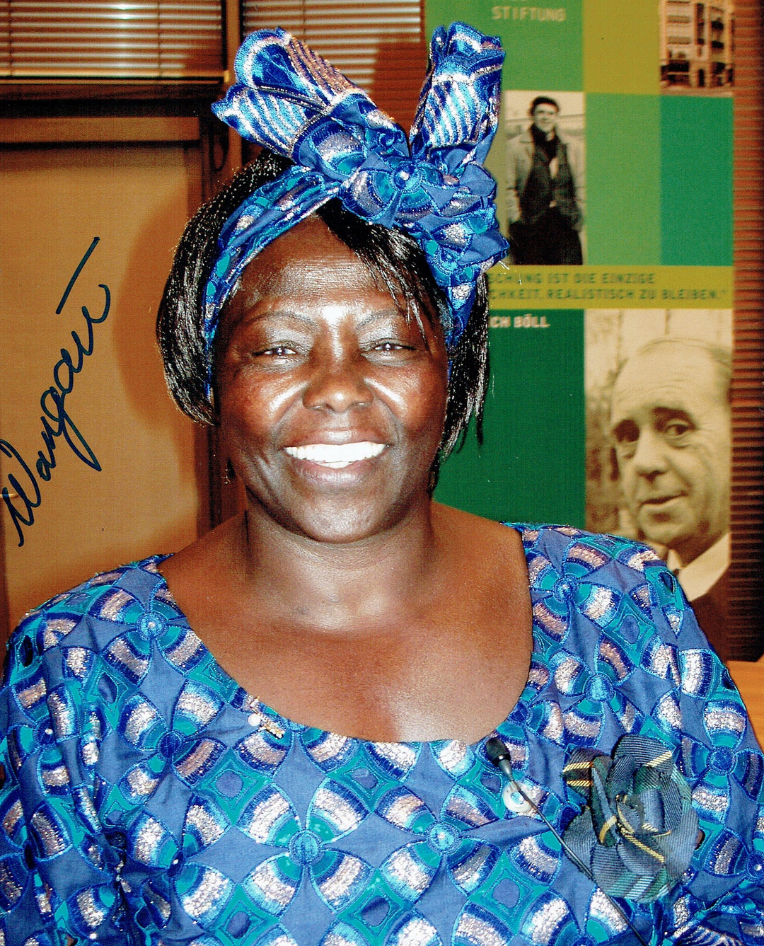 Wangari Maathai – autographman
